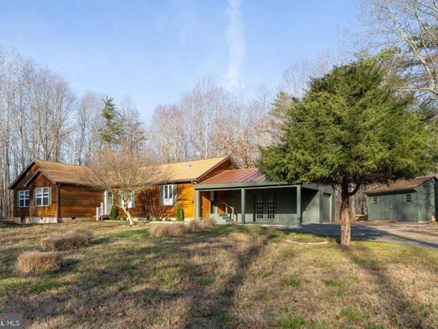 6984 Owl Ln, Marshall, VA 20115