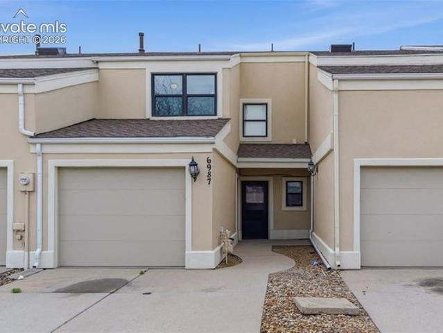 6987 Gayle Lyn Ln, Colorado Springs, CO 80919