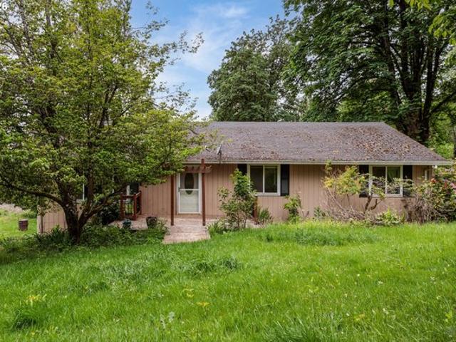 69885 Beaver Hill Dr, Rainier, OR 97048