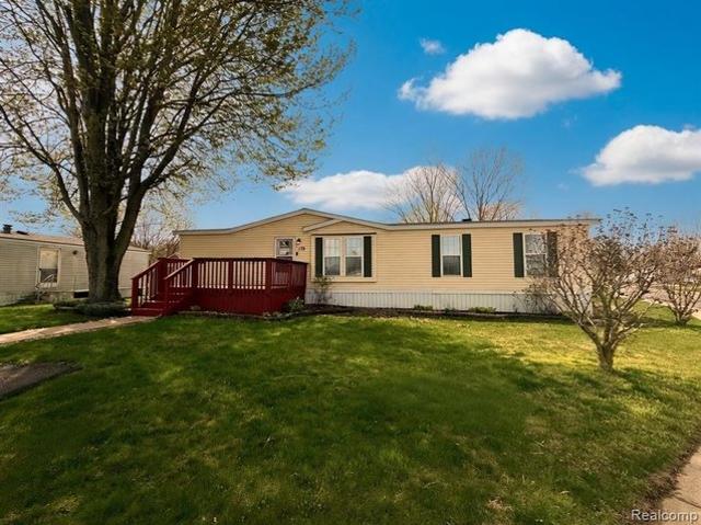 6988 McKean Rd, Ypsilanti, MI 48197