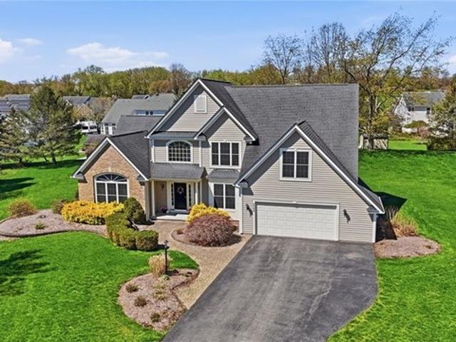 6988 Hackney Cir, Victor, NY 14564