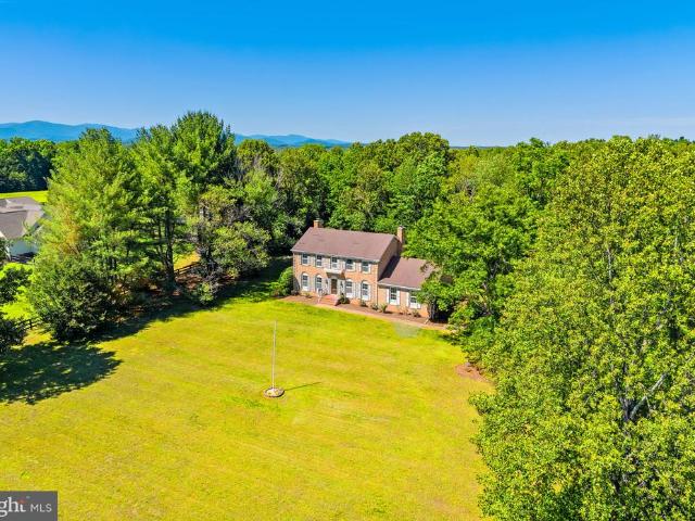 6989 fredericksburg rd