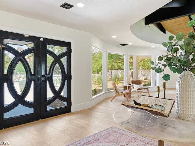 6980 Mira Vista Street