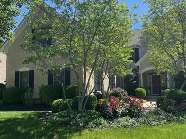 6980 Jennifer Ann Dr, Lewis Center, OH 43035