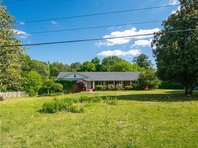 6980 Rivertown Rd, Fairburn, GA 30213