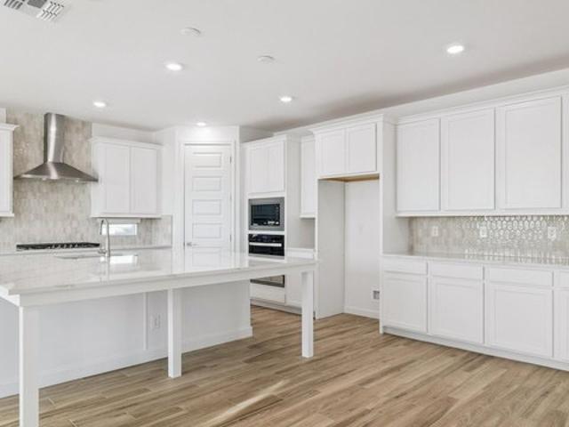 6980 W Buckhorn Trl, Peoria, AZ 85383