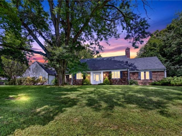 6981 Colonial Drive