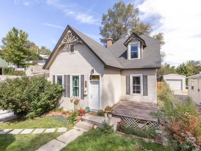 698 6th St, Elko, NV 89801