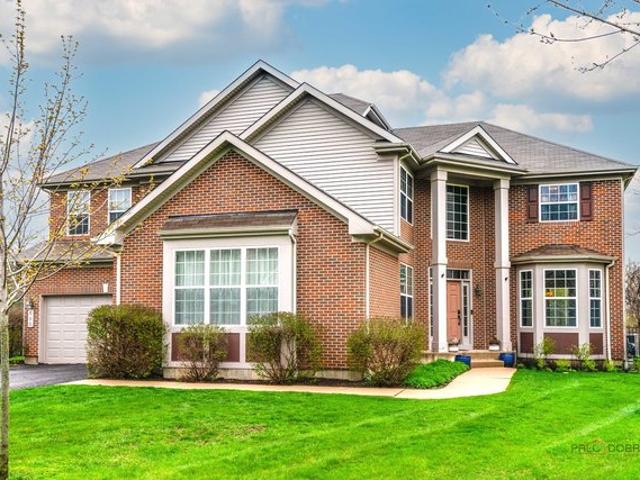 698 Blazing Star Ct, Lake Villa, IL 60046