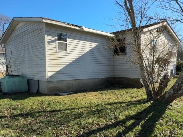 698 Demoss St, Gallatin, TN 37066 | MLS #3168 | Compass