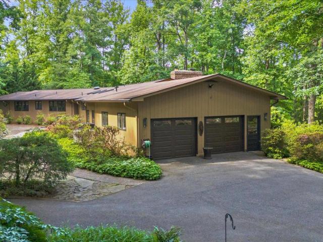 698 Discovery Road