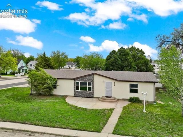 698 F Ave, Limon, CO 80828