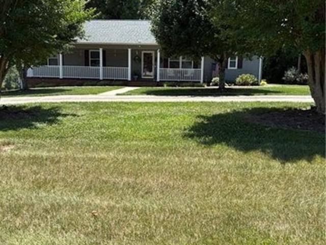 698 Oak Grove Church Rd, Millers Creek, NC 28651