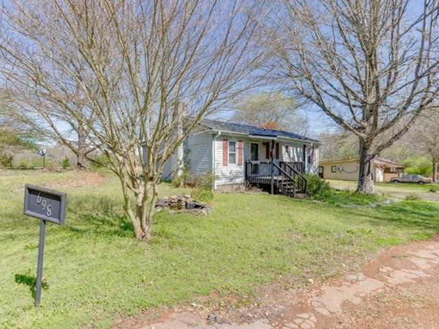 698 Melinda Dr, Winder, GA 30680