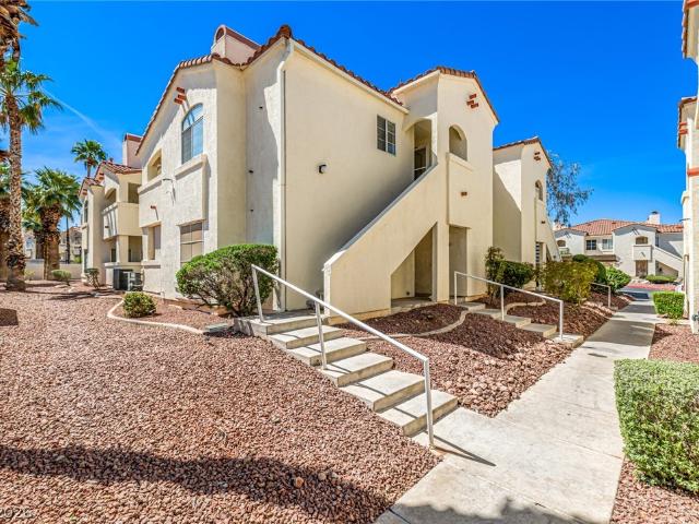 698 S Racetrack Road 124