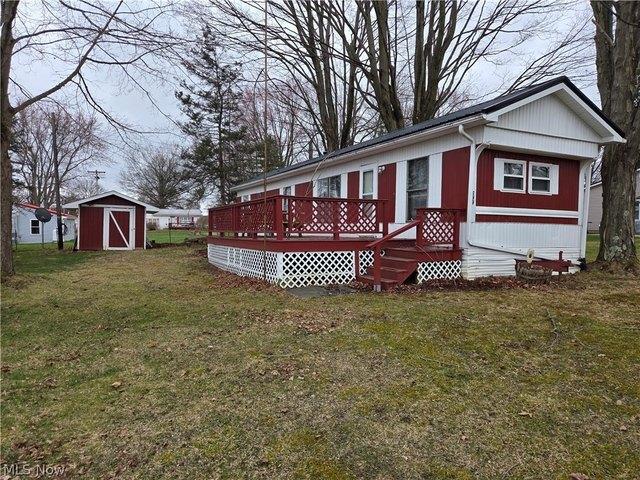 6994 Pymatuning Lake Rd, Andover, OH 44003