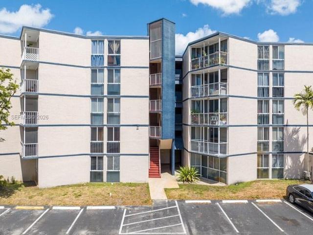 6995 NW 186th St Apt E509, Hialeah, FL 33015