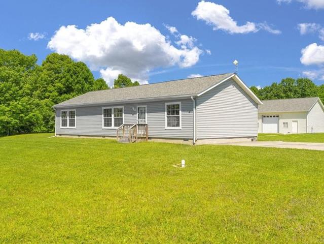 6995 Aitken Rd, Lexington, MI 48450