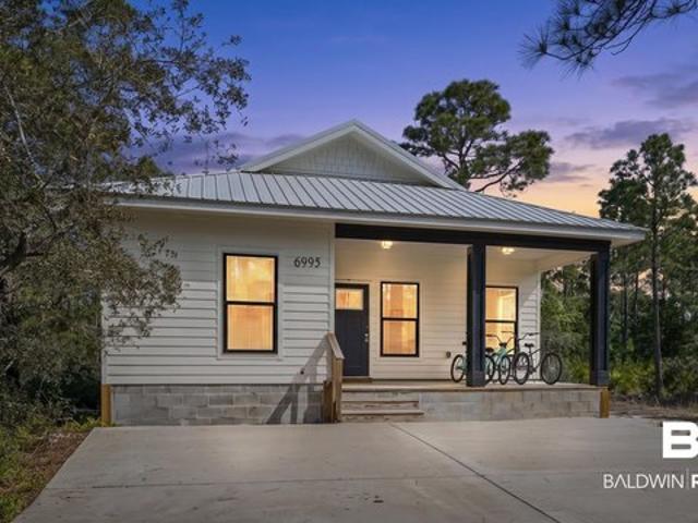 6995 Lakeshore Dr, Gulf Shores, AL 36542