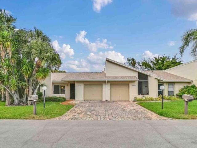 6995 Peony Pl, Lake Worth, FL 33467