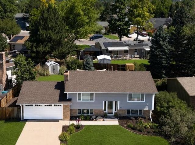 6995 W Rowland Ave, Littleton, CO 80128