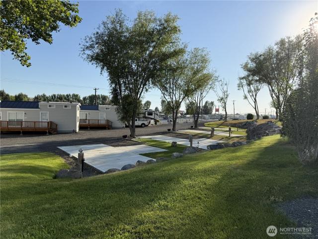 6996 Hwy 262 E