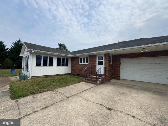 6996 Harding Highway