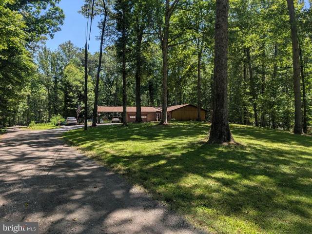 6997 Gilbeth Road