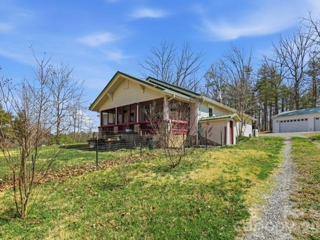 6998 Nobby Lail Rd, Connelly Springs, NC 28612