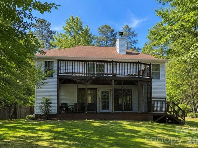 6999 Ingleside Dr, Sherrills Ford, NC 28673