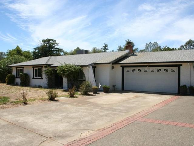 6990 Cowan Ct, Anderson, CA 96007
