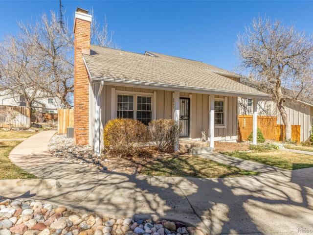 6992 S Knolls Way, Centennial, CO 80122 | MLS #7821 | Compass