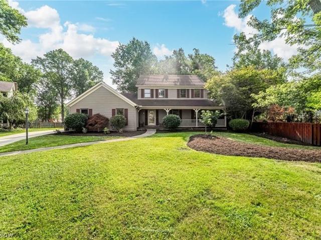 6993 Deer Path, Olmsted Township, OH 44138
