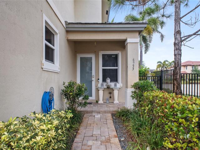 6993 Pines Cir, Unit 6993, Coconut Creek, FL 33073 | MLS #F10549 | Compass