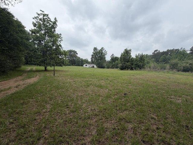 699 County Road 890, Cushing, TX 75760