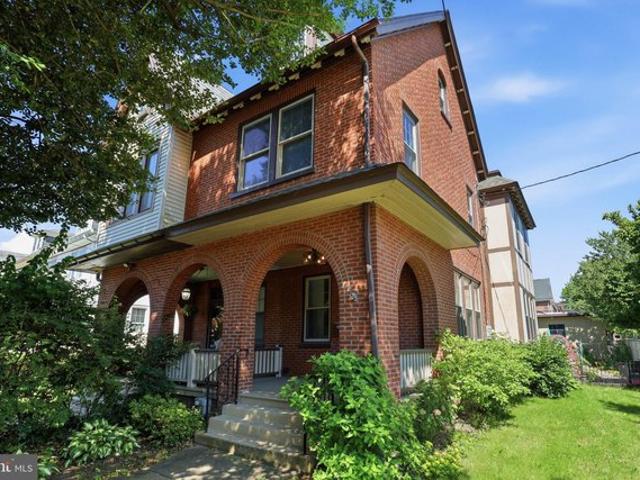 699 New Holland Ave, Lancaster, PA 17602