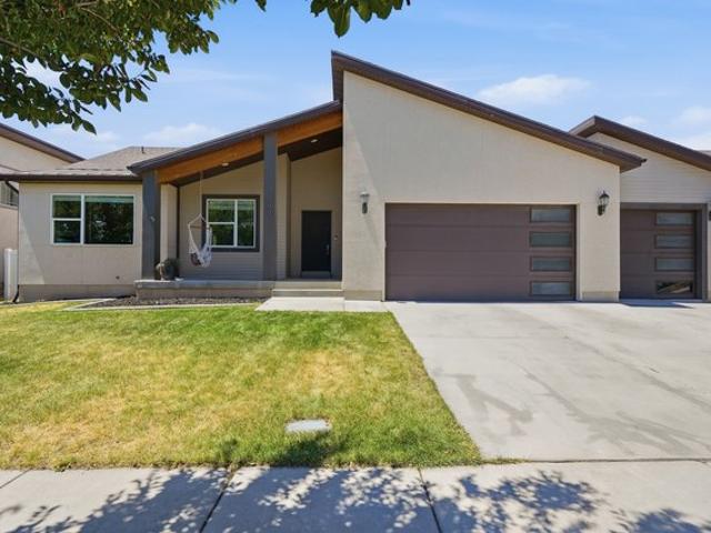 699 S Jubilee Dr, Saratoga Springs, UT 84045