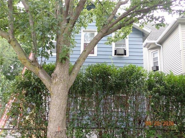 699 Smith St, Rochester, NY 14606