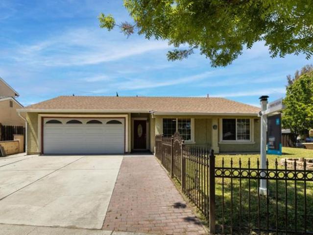 699 Swallow Dr, San Jose, CA 95111