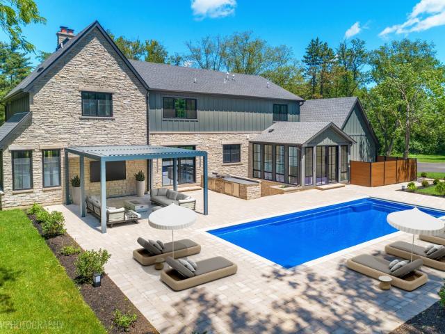 699 Plum Tree Road