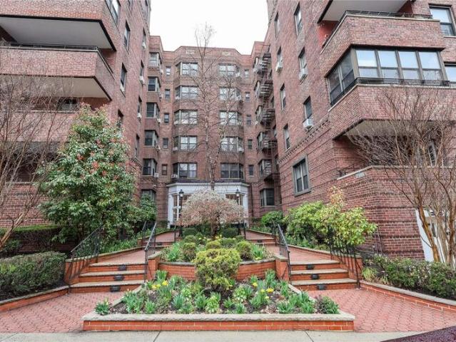 69 40 Yellowstone Boulevard, 620, Forest Hills, NY 11375