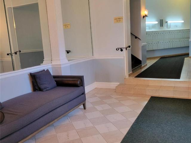 69 40 Yellowstone Boulevard, Unit 207
