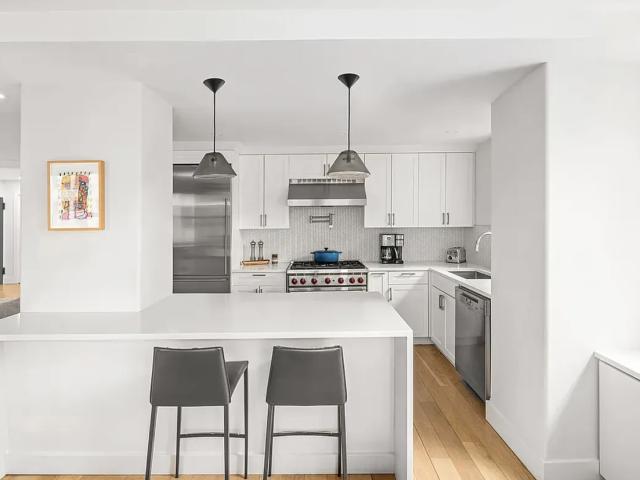 69 5TH Avenue 9GH