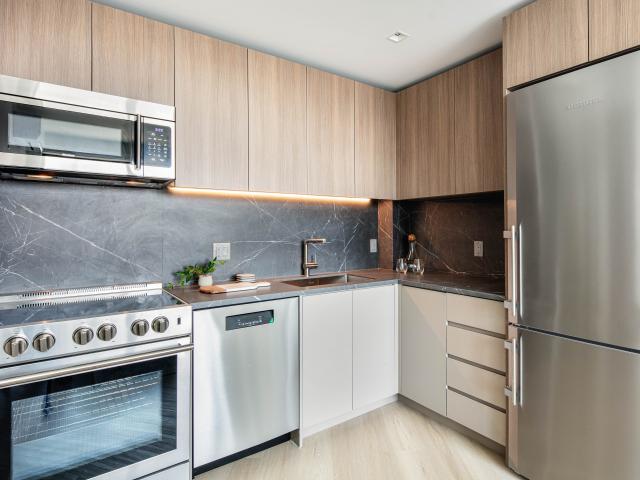 69 65 Yellowstone Blvd, Queens, NY