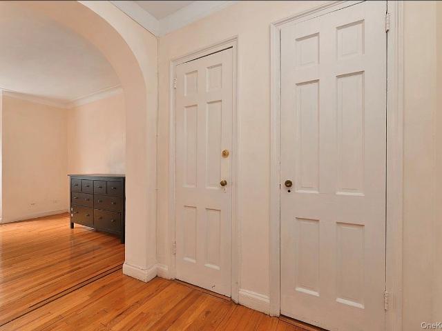 69 09 th Street 109