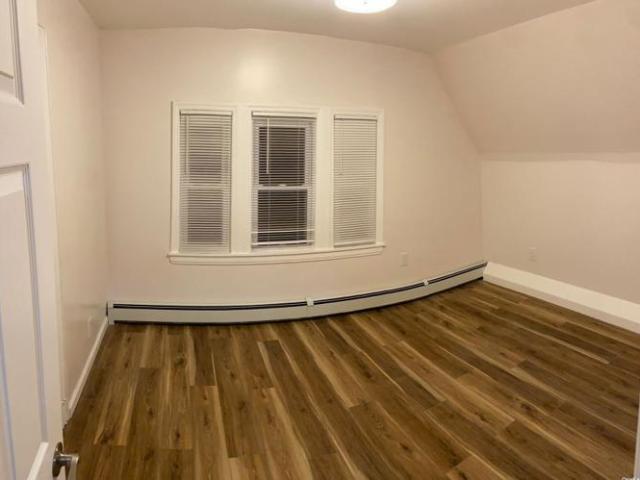69 17 Gouverneur Ave #3, Far Rockaway, NY 11692