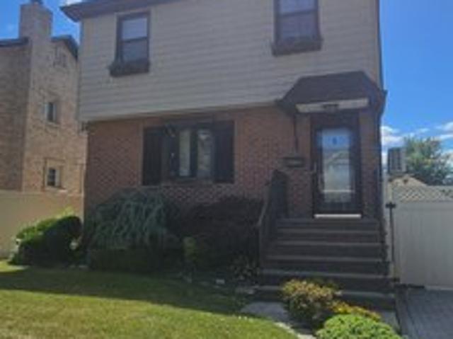 69 14 th St, Queens County, NY 11365