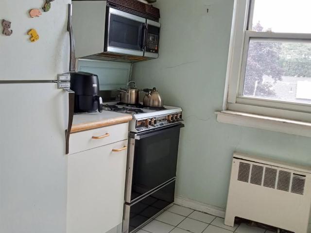 69 38 Kissena Blvd 135B