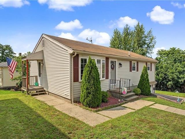 69 Thomas St, Woonsocket, RI 02895