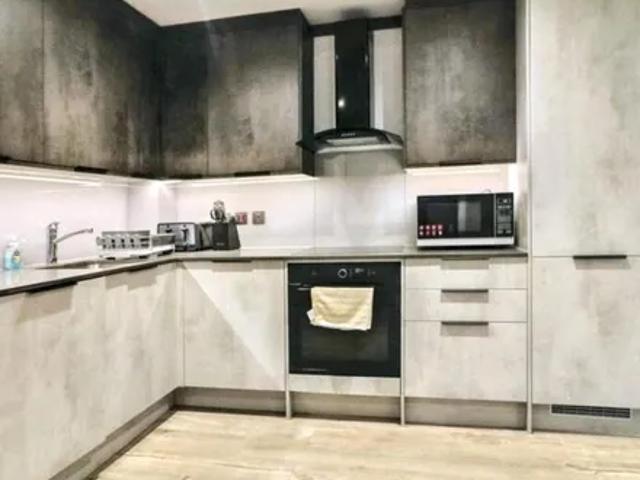 69 The Hyde, The Hyde, London, NW9 6AS, United Kingdom | 3 bed apartment for rent #135289222 | Rentberry